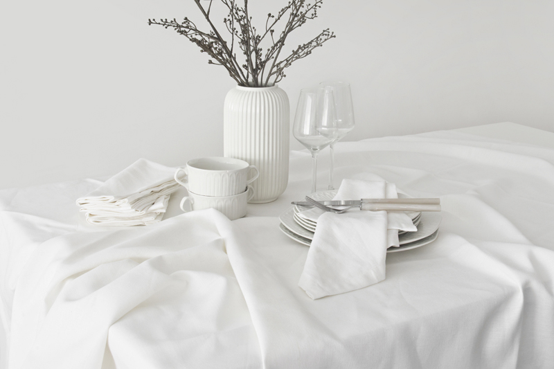 Littlefew.com - Interiors & Lifestyle by Laura López: A MINIMAL AND ...