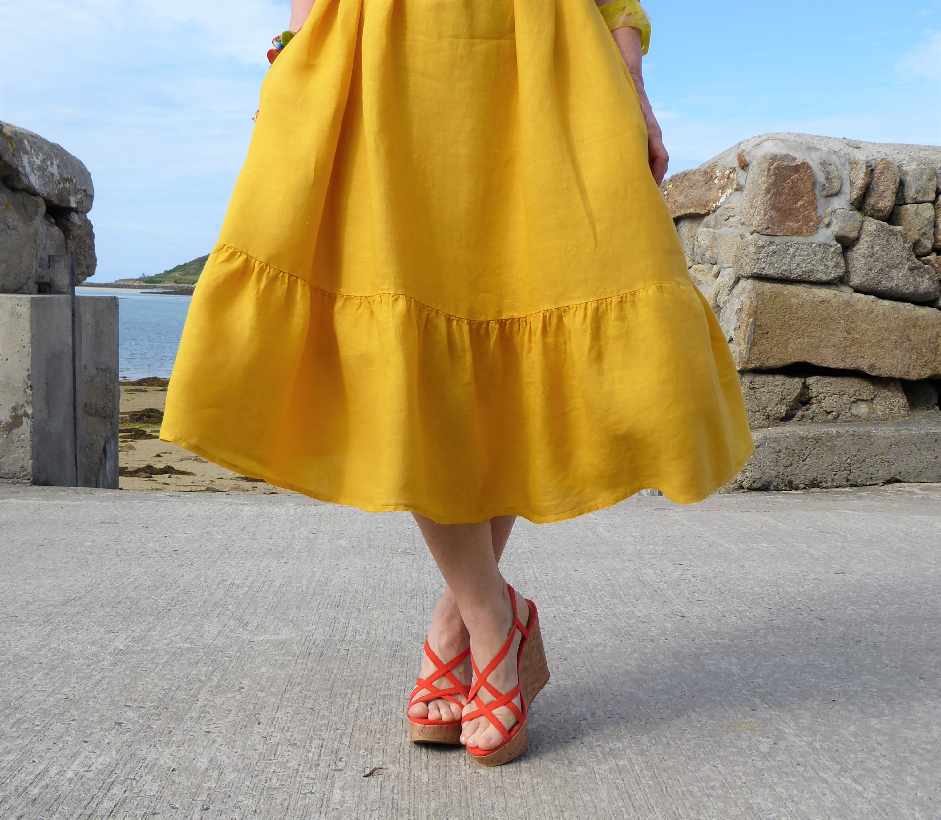 My yellow linen frock | Anna's Island Style