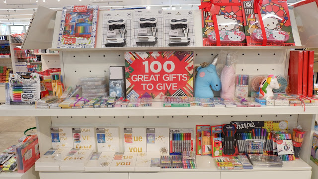 Shopping For Meaningful Gifts At National Book Store - Mommy Practicality