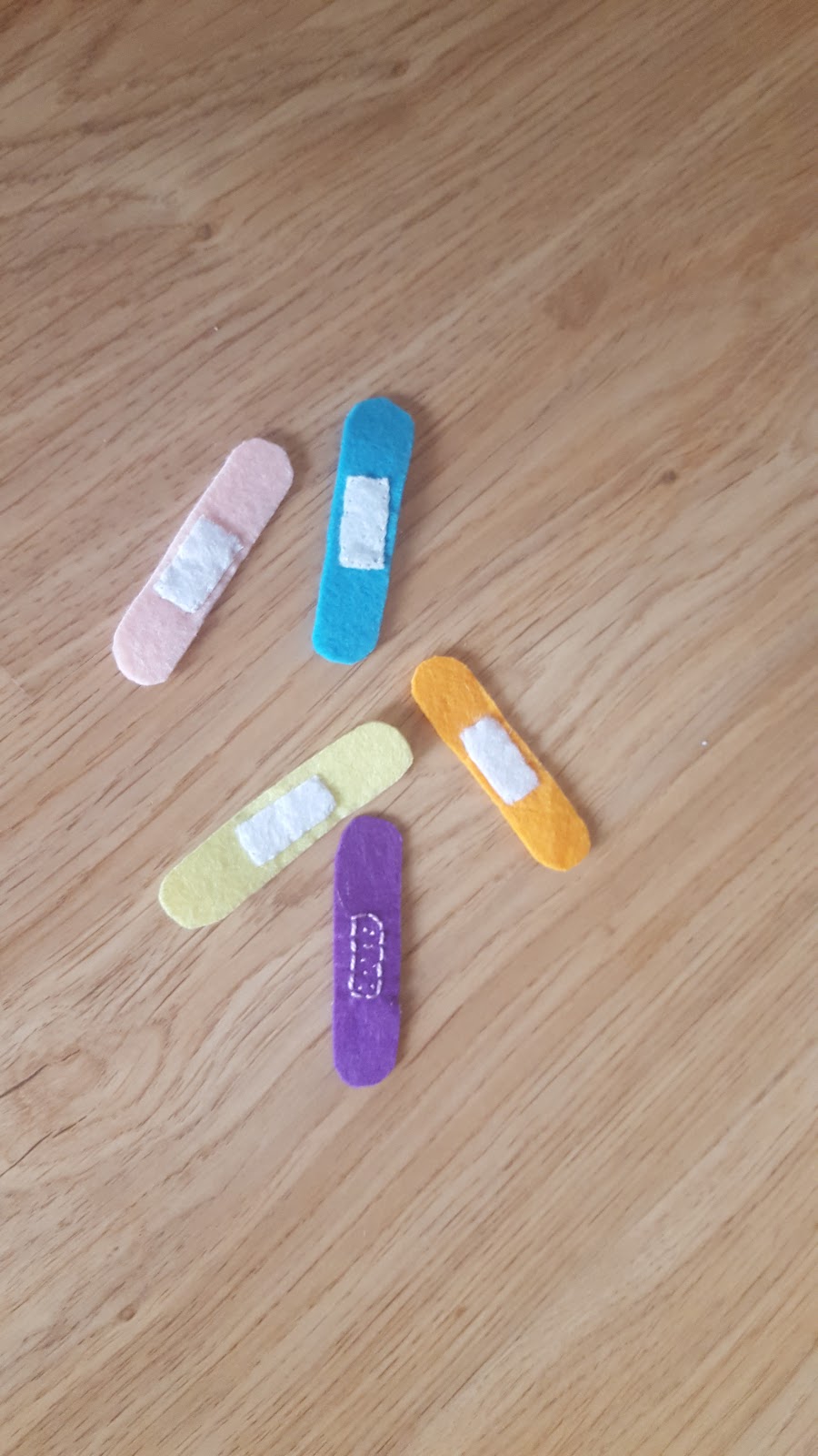 DIY Play Felt Band-Aids |Keeping it Real