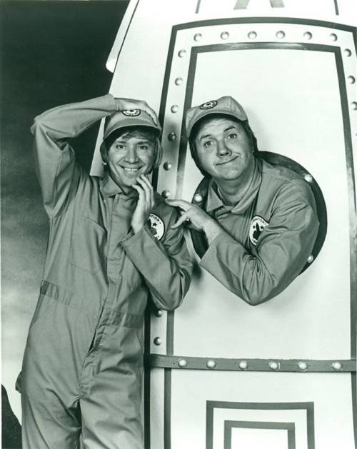 space1970: FAR OUT SPACE NUTS (1975)