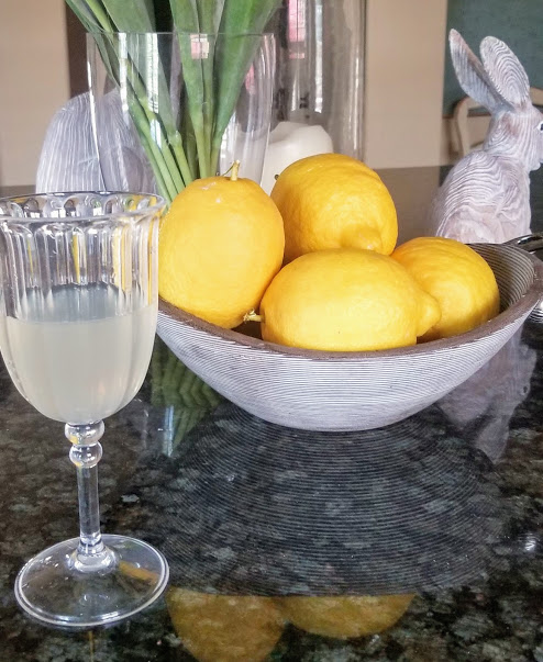 CHIC AND YE SHALL FIND: WHEN SOMEONE GIVES YOU LEMONS, YOU MAKE.......