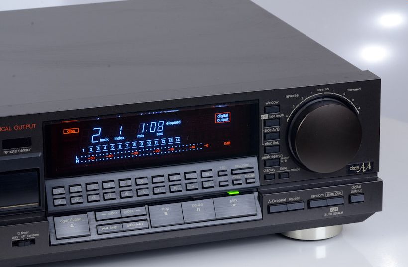 Technics SL-P999 - CD Player | AudioBaza