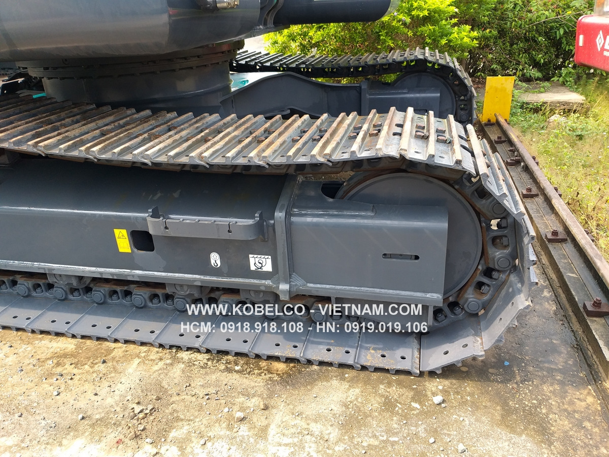 Máy đào Kobelco SK130-8, gầu tiêu chuẩn 0.5m3