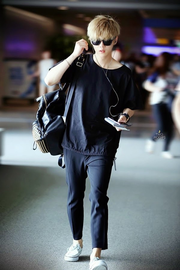 엑소,BAP,방탄,갓7,빅스,위너 공항 전신샷 - 인스티즈(instiz) 이슈 카테고리