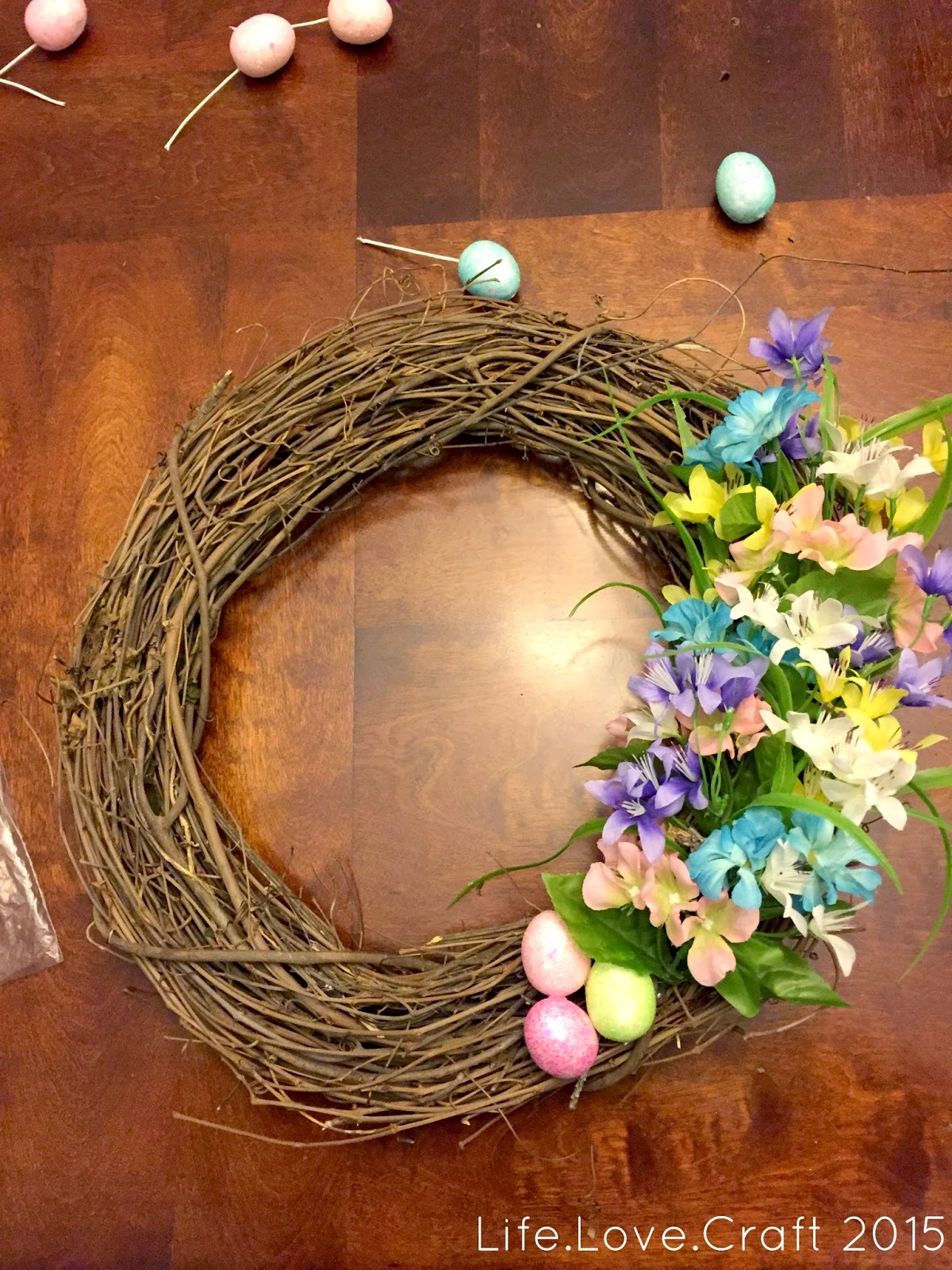 Life.Love.Craft: Quick and Easy Easter Wreath