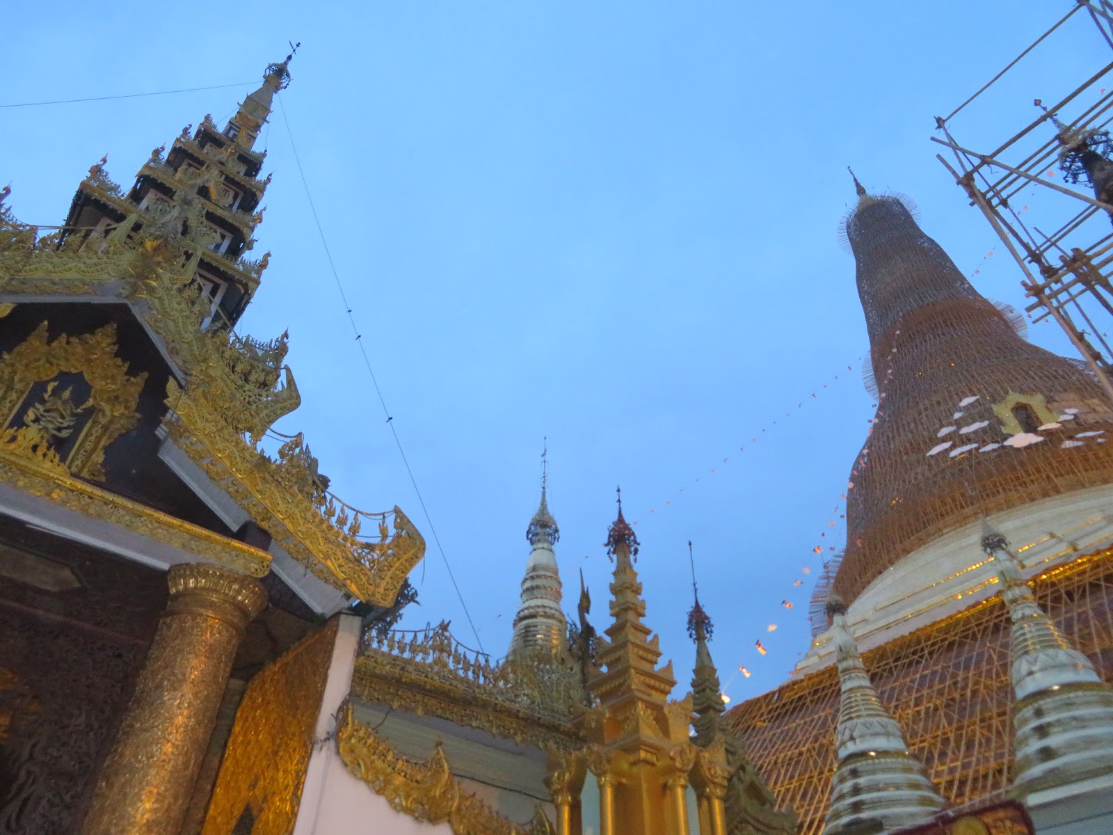 Kee Hua Chee Live!: VISITING SCHWEDAGON GOLDEN PAGODA TEMPLE IN YANGON ...