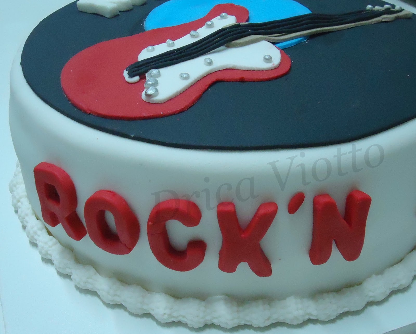 Bolo Rock'n Roll - Drica Viotto