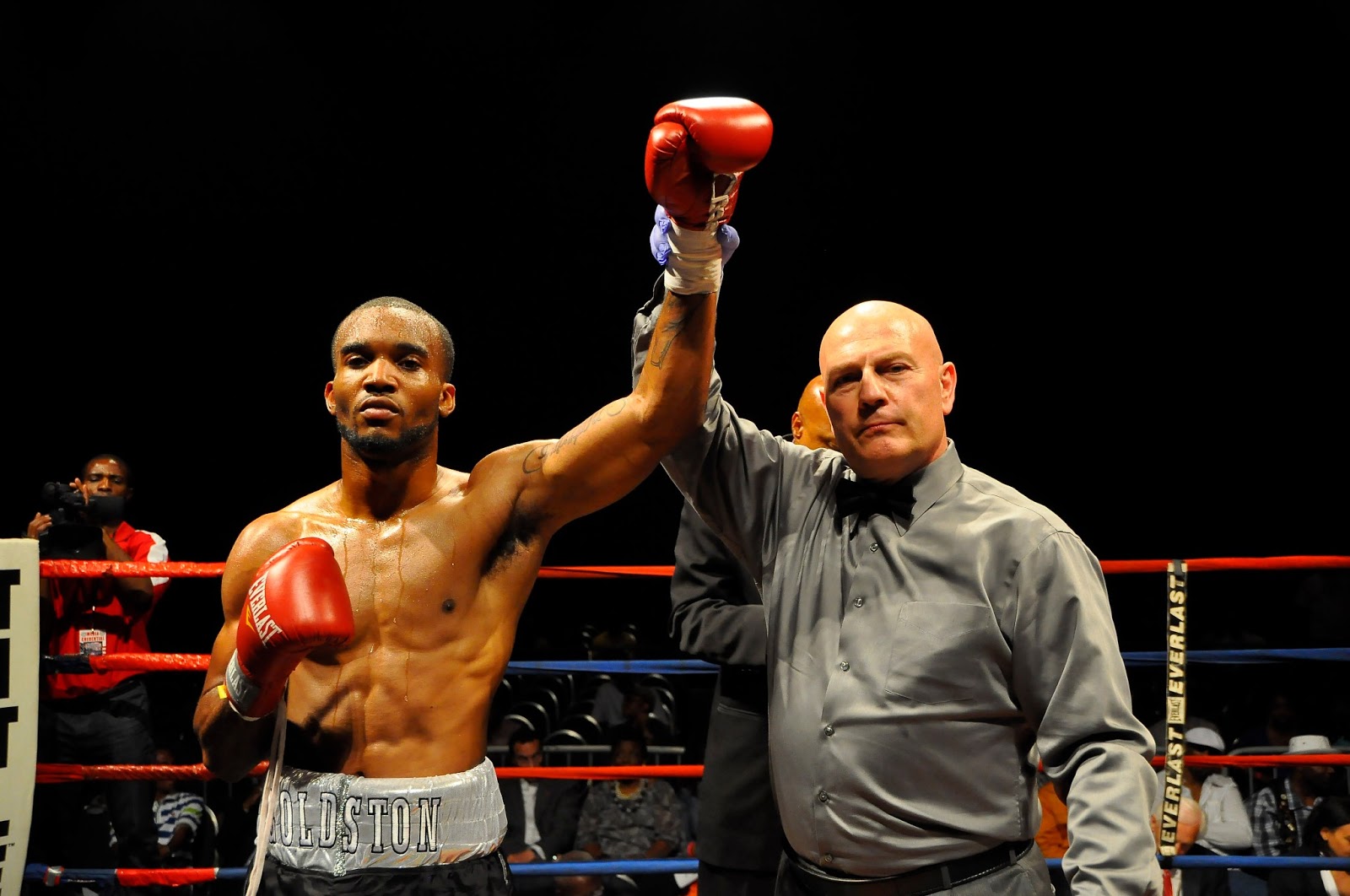 Boxing Along The Beltway: Goldston Wins Debut With Second-Round TKO!
