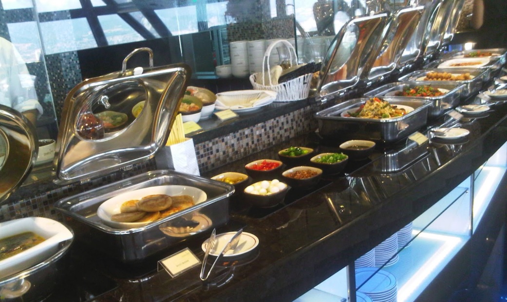 Hari Ng Larga: Atmosphere 360 Revolving Restaurant - Kuala Lumpur Malaysia