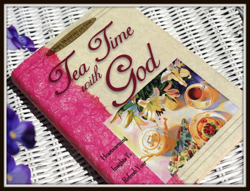 The Nest at Finch Rest: Tea Time Devotional