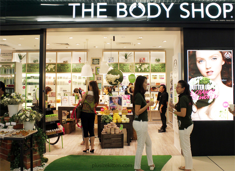 Plus Size Kitten: Pulse: The New Body Shop Boutique Browsing Experience