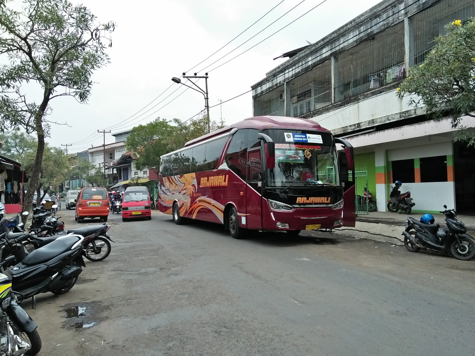 Jenis Chasis Bis HINO