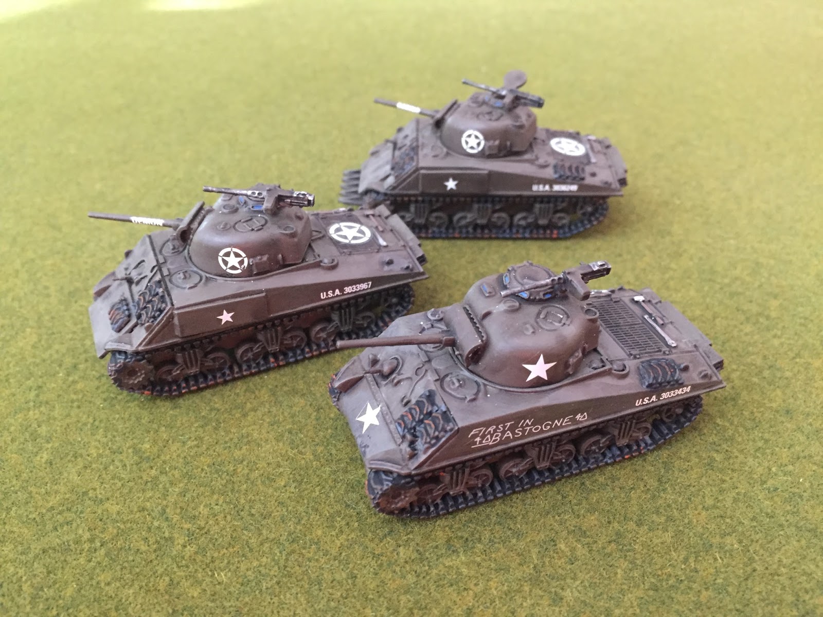 Hitting on a Double 1: Gale Force Nine - TANKS - USA Sherman Swarm