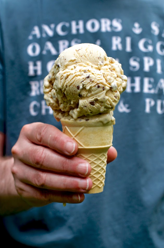 Foodwanderings: Halva Stracciatella Ice Cream