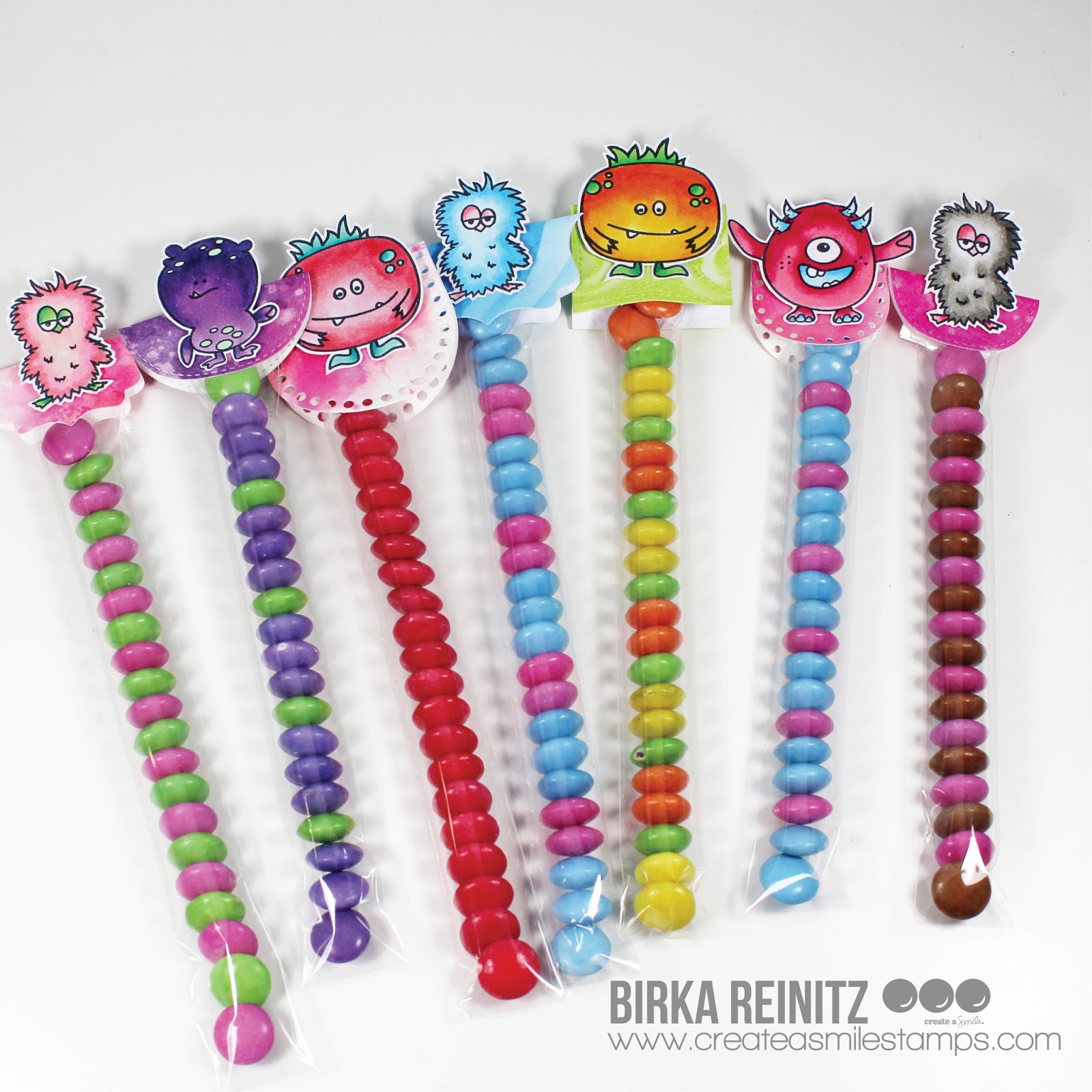 Mit Herz und Schere: Video: Monster-Smartie-Tüten mit Create a smile