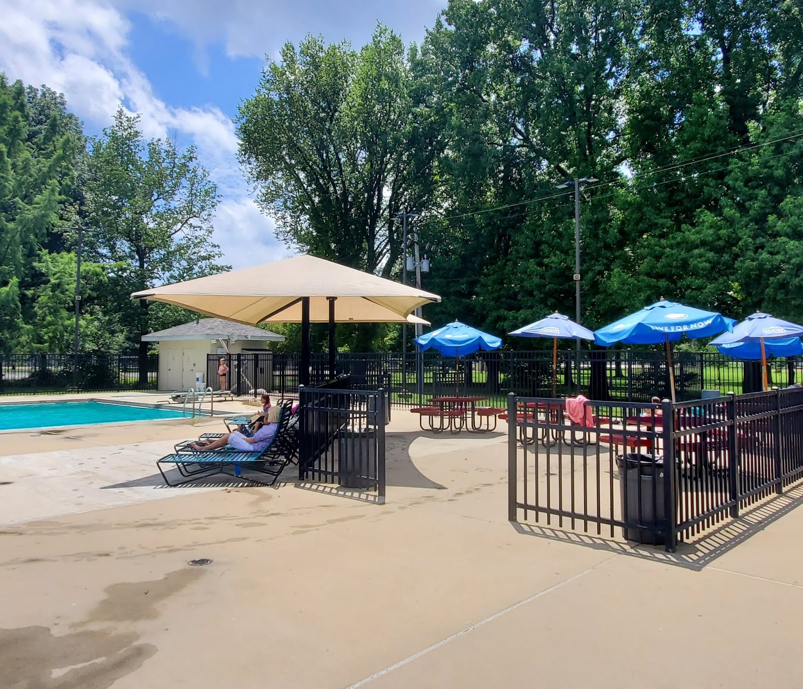 Play St. Louis: O'Fallon Memorial Pool, O'Fallon IL