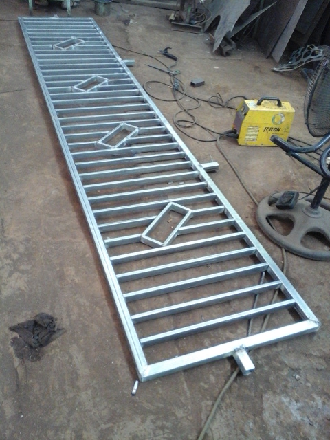penutup selokan Grill Gutter Stainless Steel