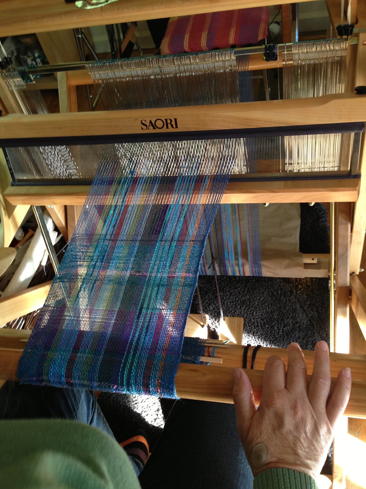 CENTERING WITH FIBER: Saori warping frame, threading and cross holder ...