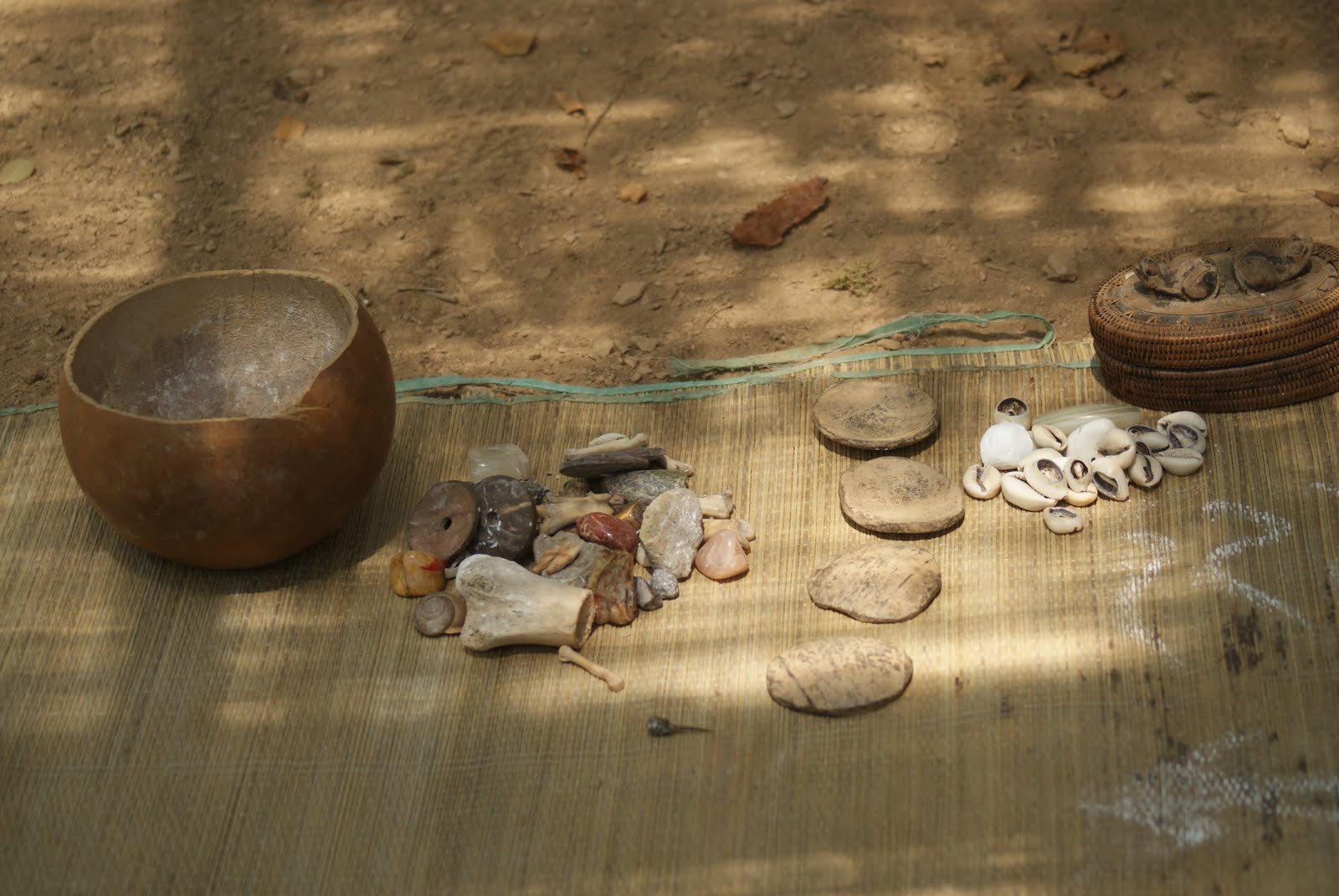 Palero, Santero, Espiritista en España 654.384.295: Oraculo de Palo Mayombe