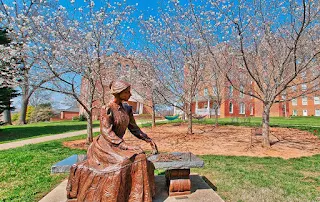 Jane DeDecker, 1961 | Figurative sculptor | Tutt'Art@ | Pittura ...