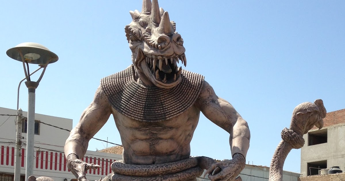 Draco Statues in Chiclayo, Peru