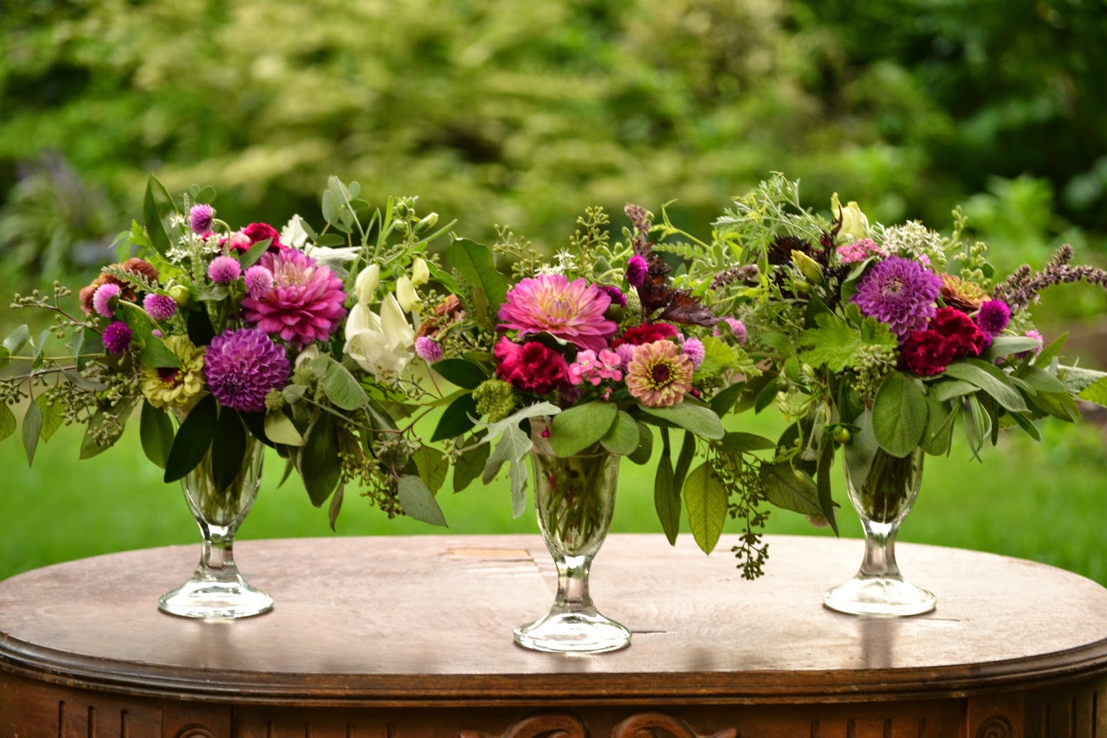 Wedding Flowers from Springwell: Sweet Centerpiece Designs for Spring ...