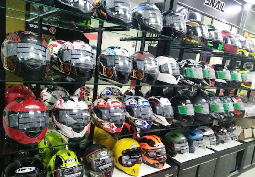 30+ Kios - Toko Penjual Helm Bekasi - Daftar Alamat Telepon