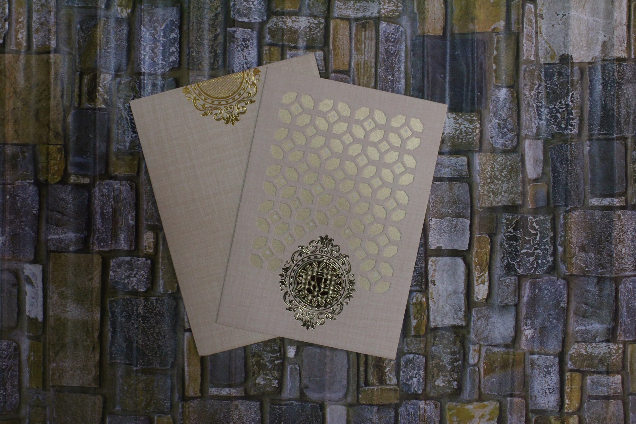 Invitation board set