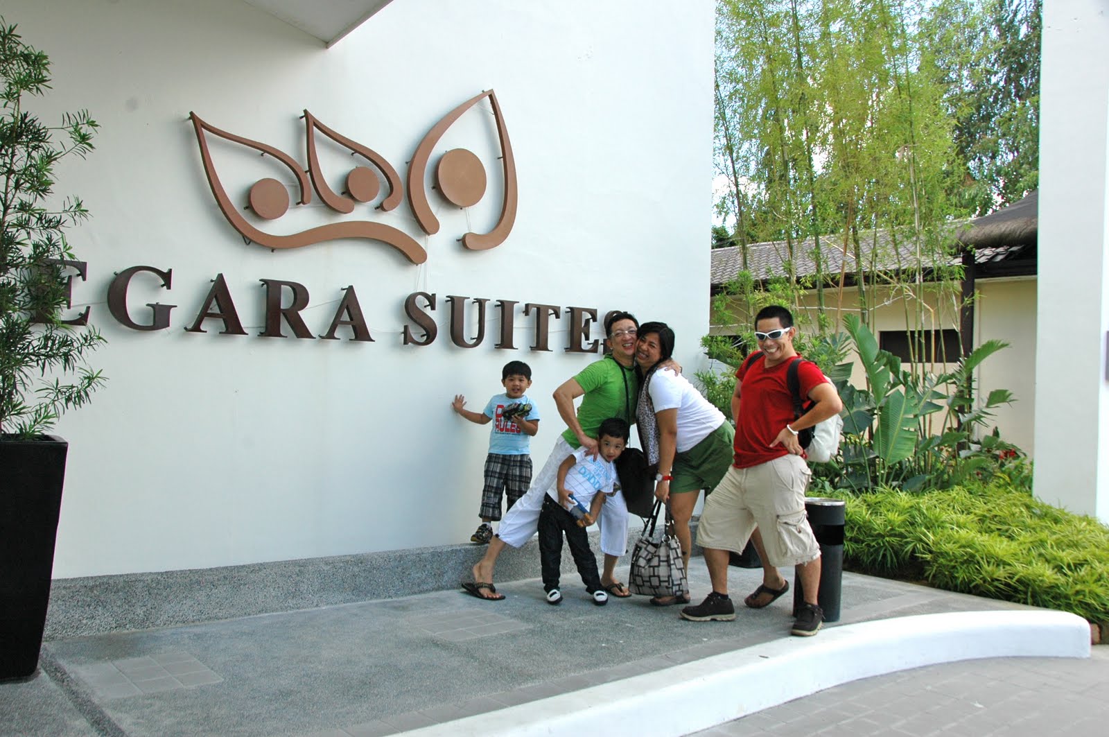 Honey's Home & Leisure: A MUST-VISIT place in SBMA: SEGARA VILLAS & SUITES