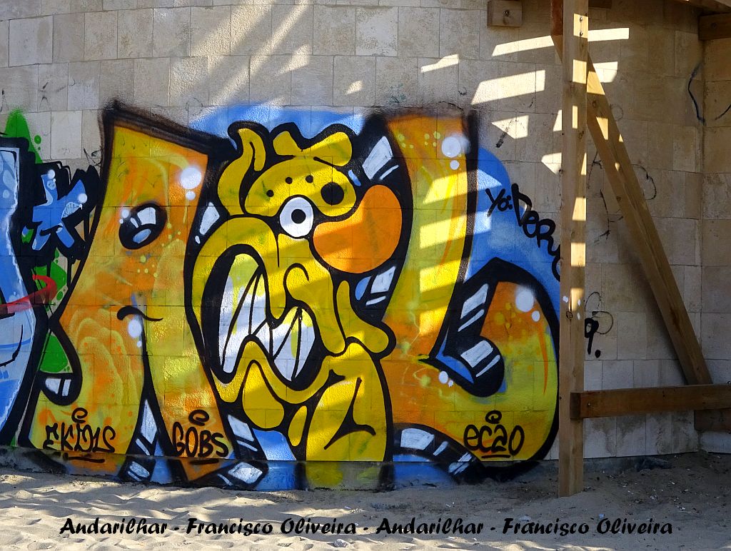 Andarilhar: Grafites - Praia Vasco da Gama Andarilhar: Grafites - Praia Vasco da Gama