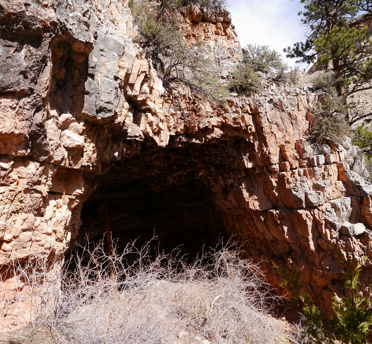 SmallFrye-Travels: Wyoming, Outlaw Cave Trail