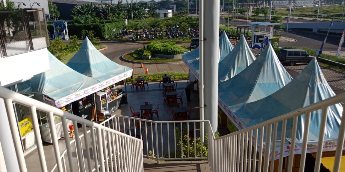 Belanja di Pasar Modern Intermoda BSD City, Terintregrasi ke Stasiun ...