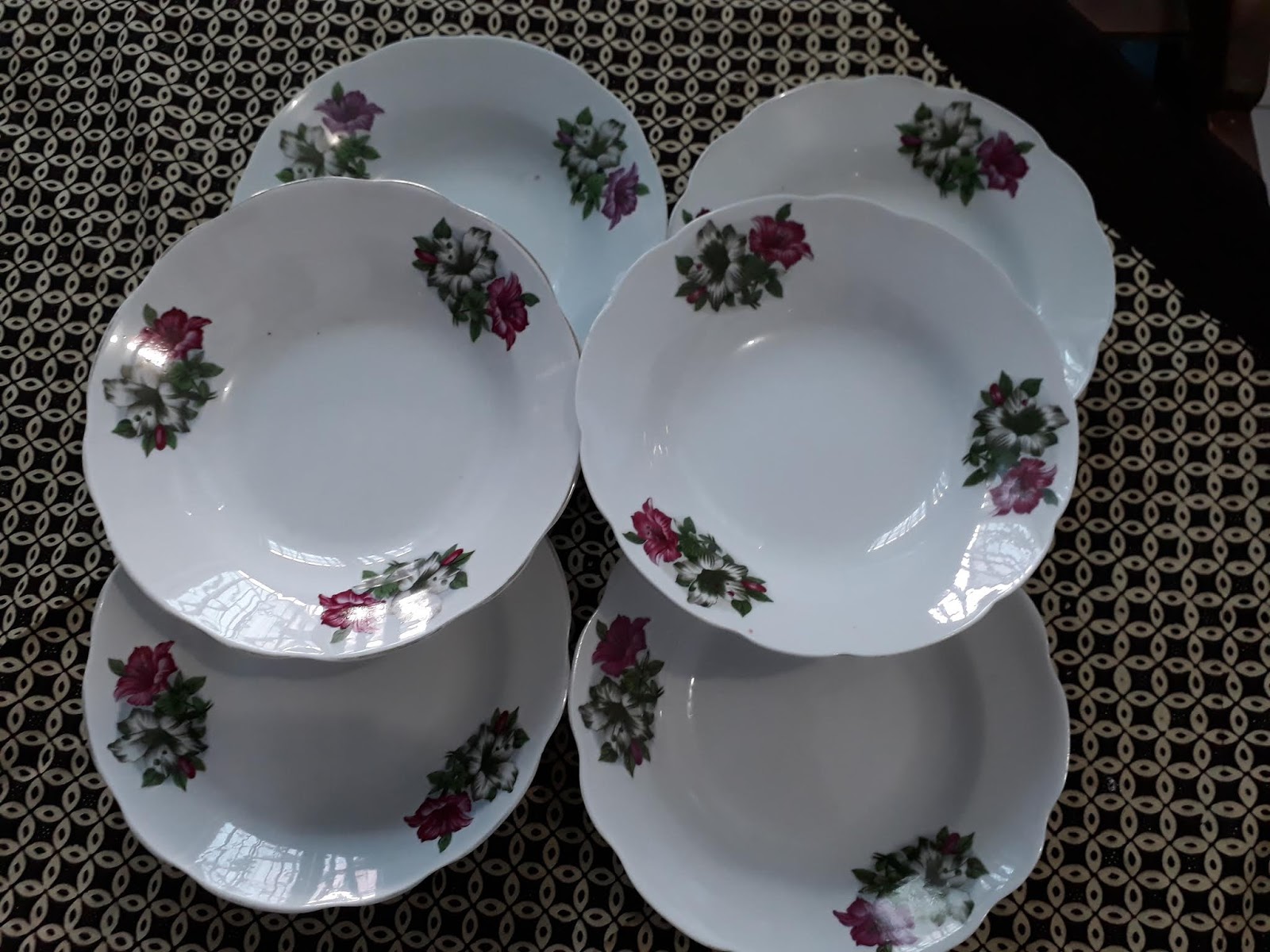 Piring Bunga Kangkung (Terompet)