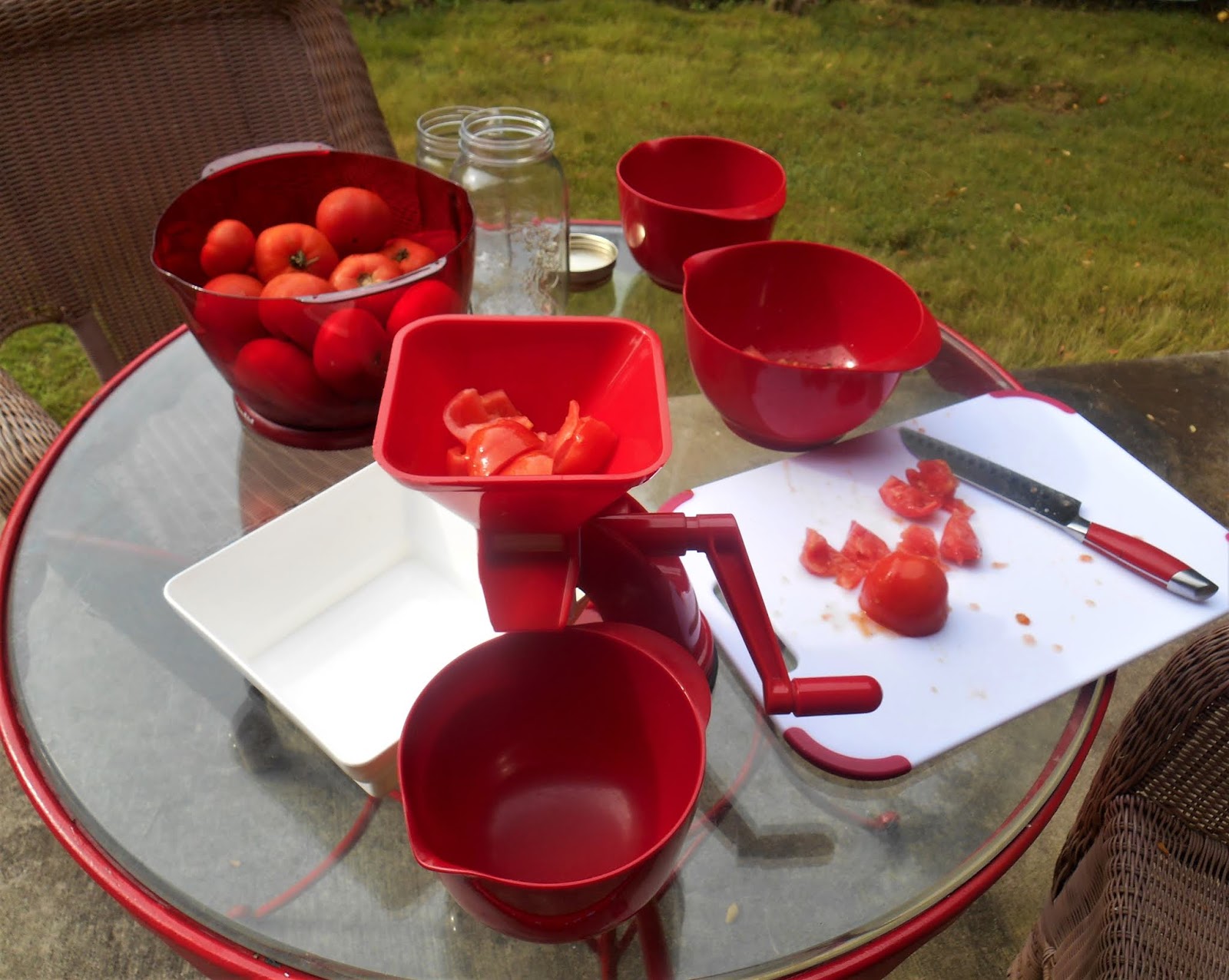 A Kihei Garden Cuisine: Sauce Tomato Super Stars