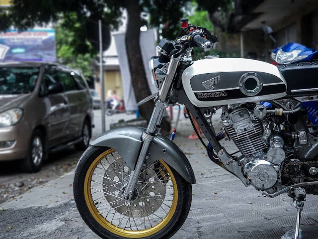 20 Gambar HD Modifikasi CB 100 Warna Putih Terbaru 2020