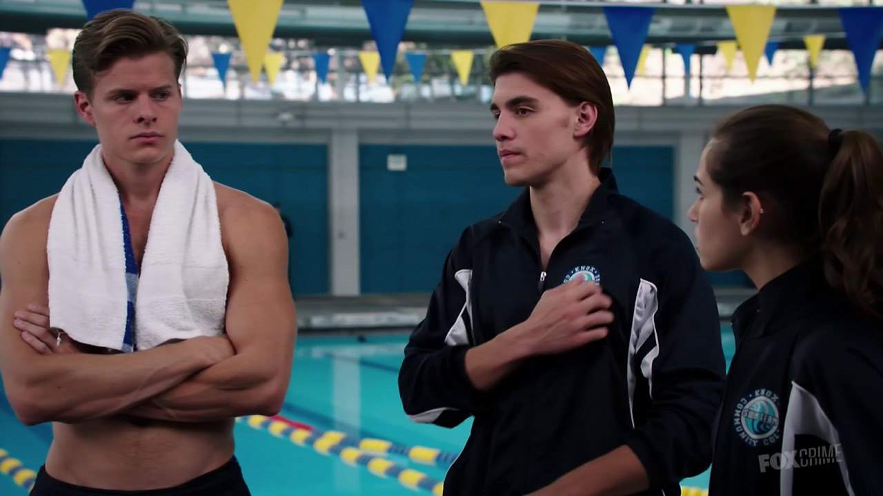 ausCAPS: Christian Gehring shirtless in Bones 9-23 "The Drama in the Queen"