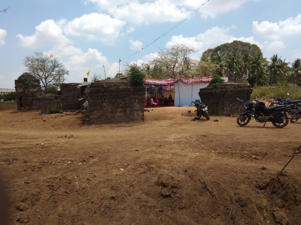 Tamilnadu Tourism: Vishwanatha Swamy Temple, Koovathur, Ariyalur