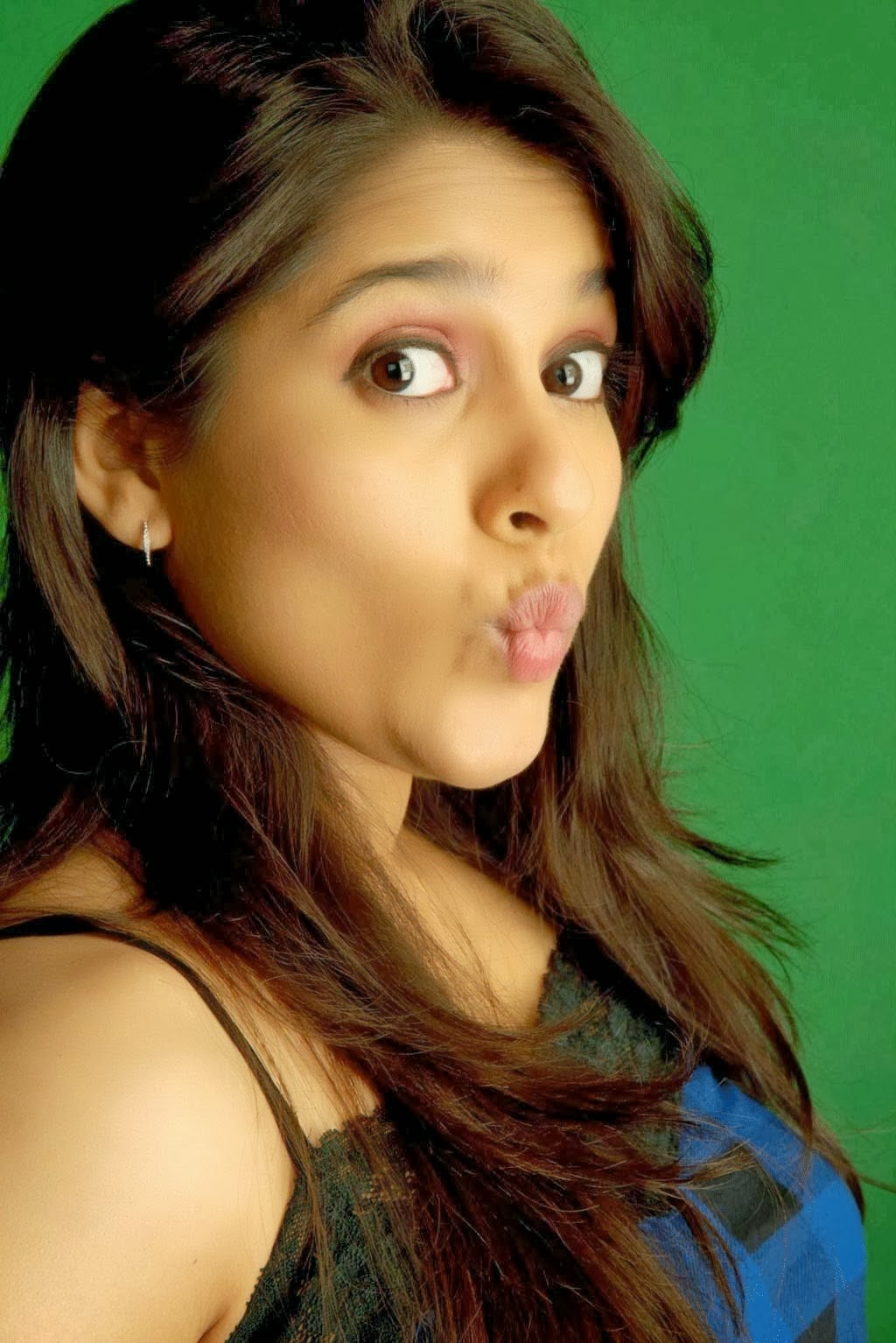 Jabardast Anchor Rashmi Gautham Latest Stills HD Quality | Tollywood ...