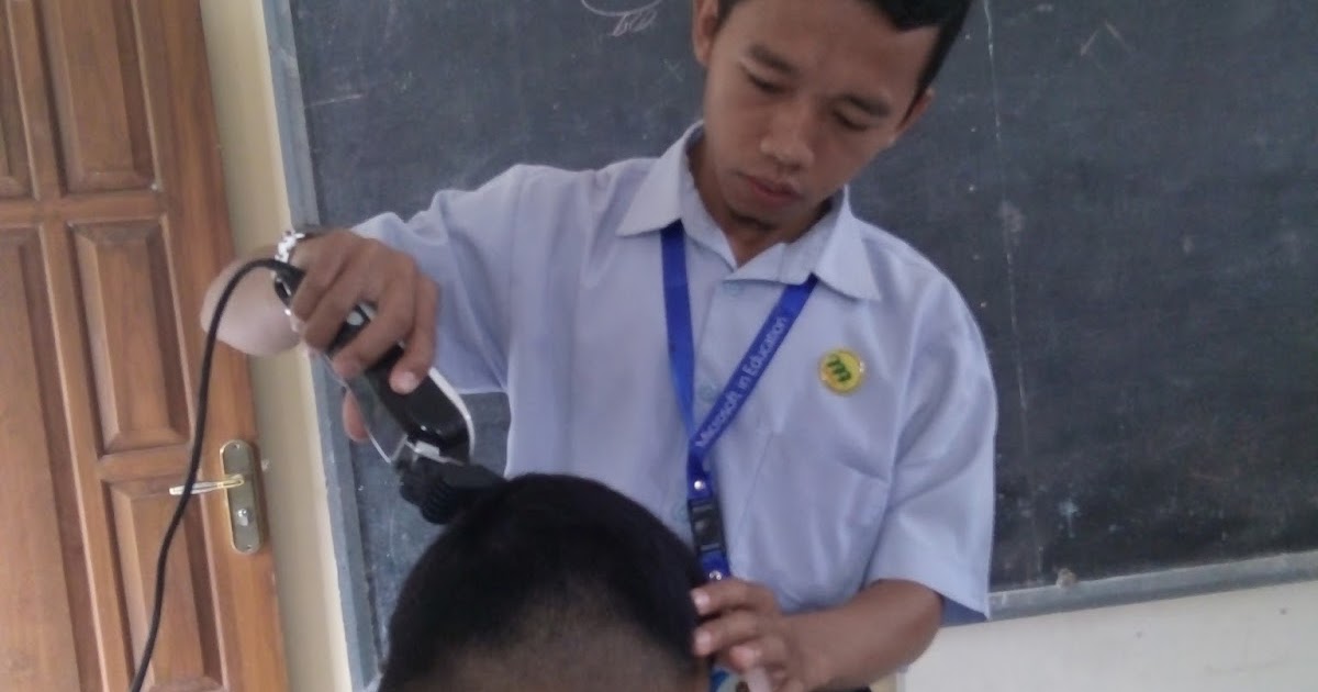 Potong Rambut Model Qaza' Siswa ABK - SLB BHAKTI PERTIWI