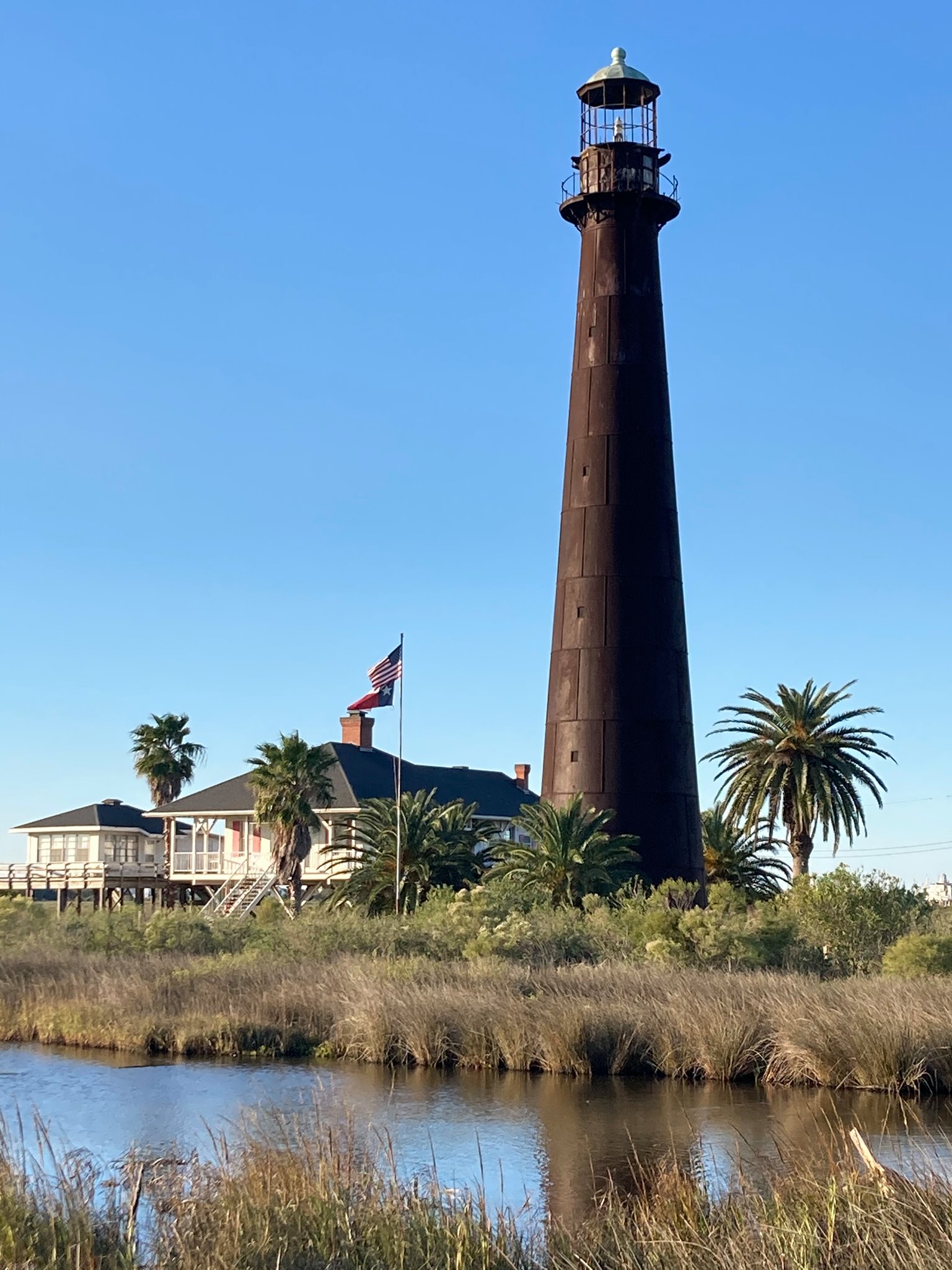 Every goddamn day: 02/04/24: Texas notes: Island City