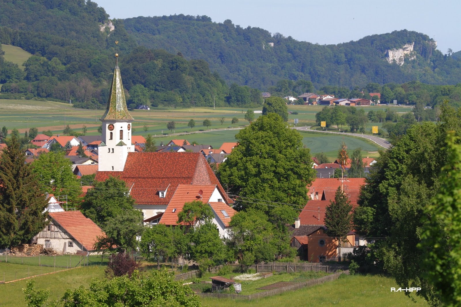 GV-Lichtenstein: Tolle Sicht von Engstingen nach Unterhausen auf den ...