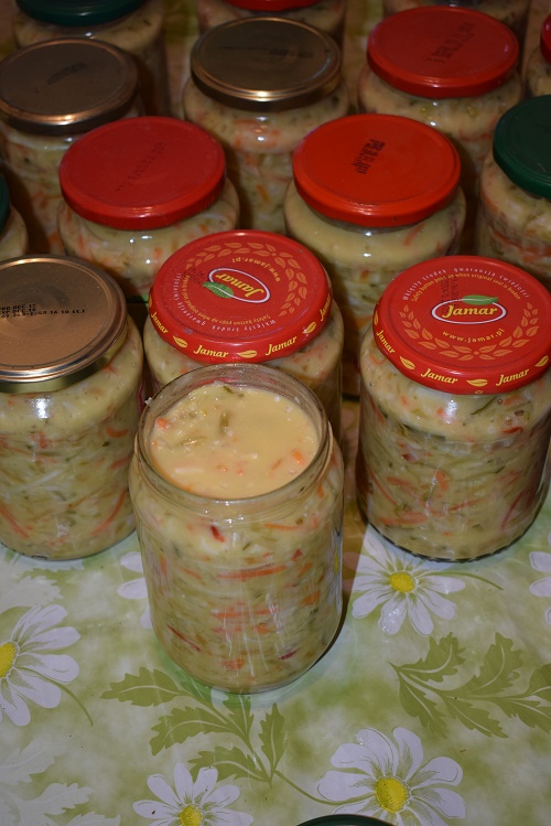 Cristina's world: Conserva de legume in sos de mustar