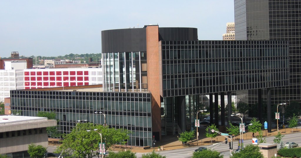 St. Louis Office Space: General American Life - Philip Johnson Architect