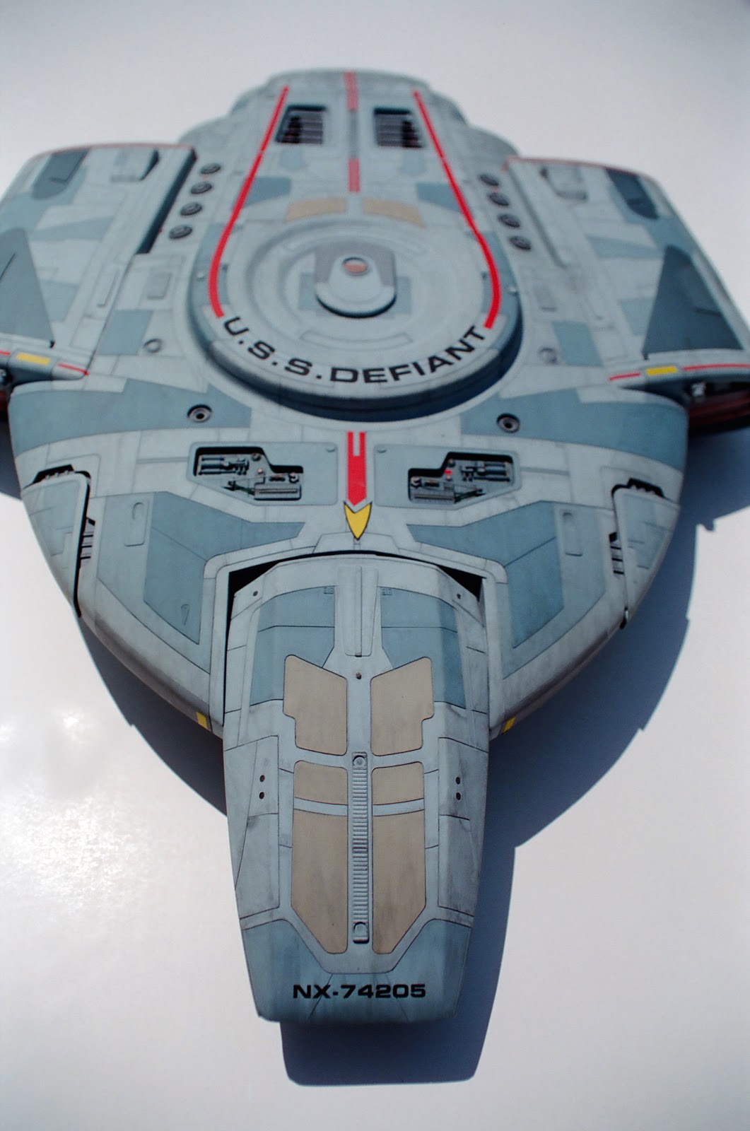 The Trek Collective: DS9 behind the scenes: Defiant miniature, alien ...