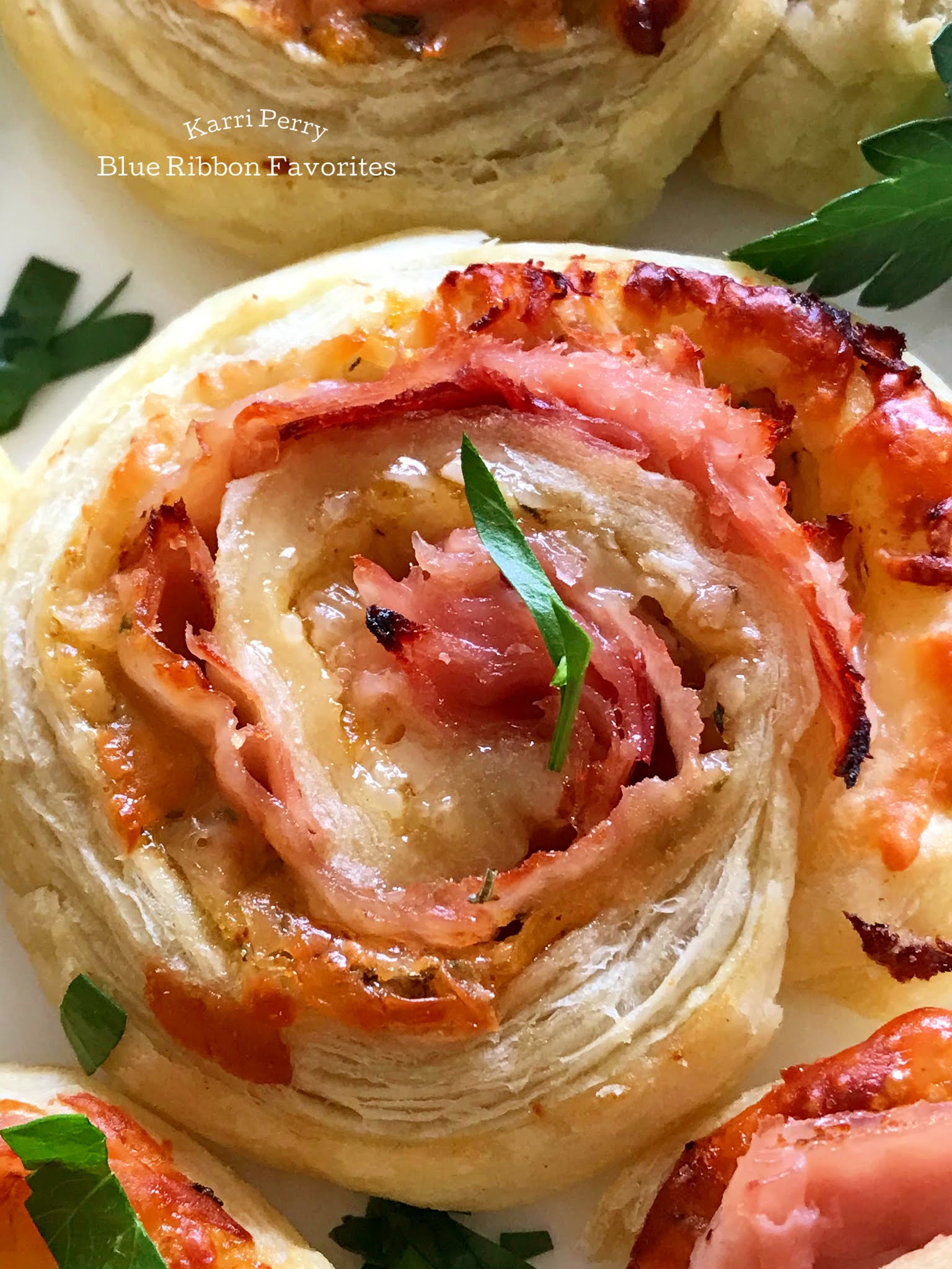 Blue Ribbon Kitchen: Cheesy Ham-Jam Pinwheels