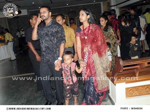 Latest Film News Online, Actress Photo Gallery: Jayasurya family photos ...