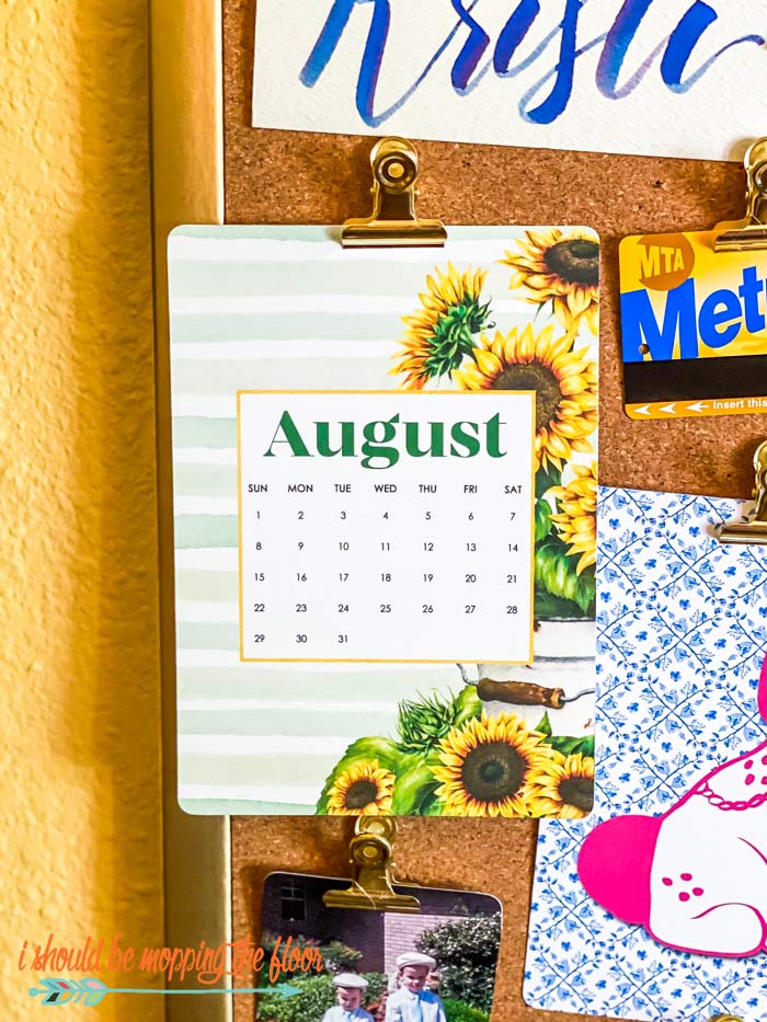 Free August Calendar Printable | i should be mopping the floor