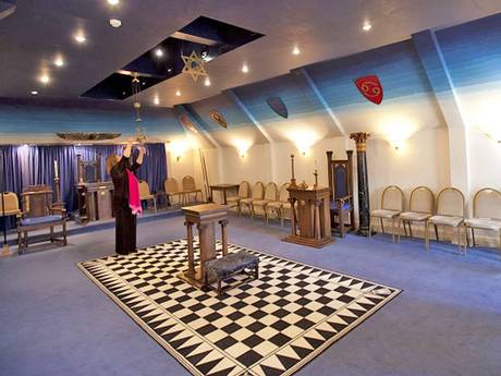 Freemasons For Dummies: International Order of Co-Masonry Recruiting