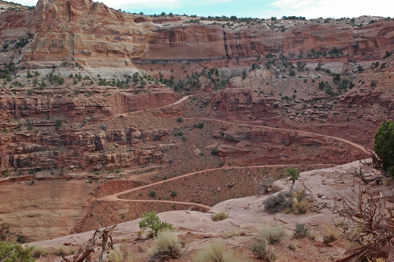Earthly Musings - My Travel and Geology Blog: Exploring The Canyonlands ...